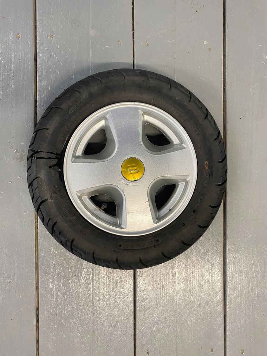 TGA Breeze S4 Wheel Back